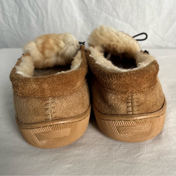Hush Puppies | Shoes | Hush Puppies Leather Plushy Slippers Tan Size ...